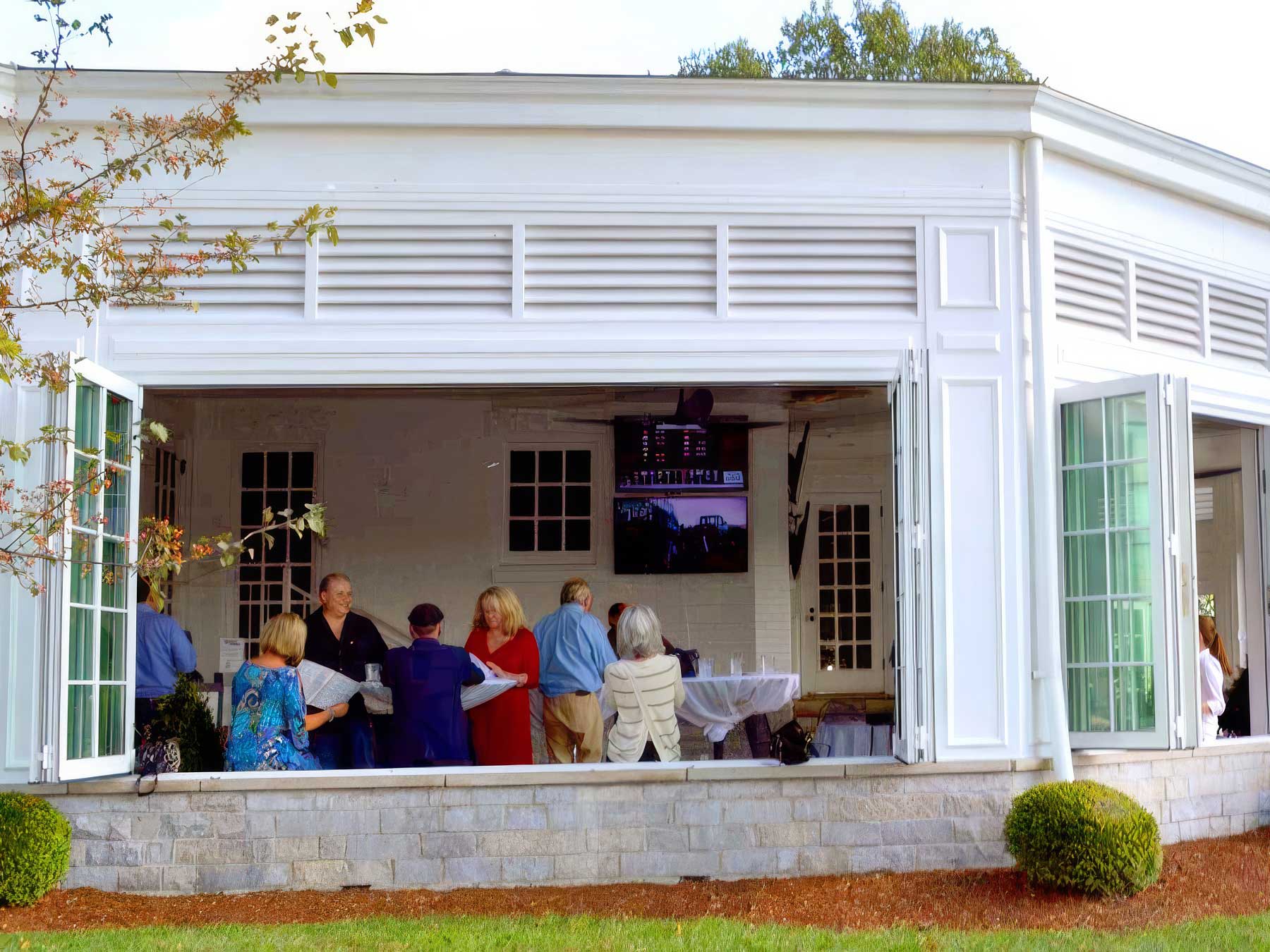 About Us: Euro-Wall’s Superior American-Made Doors